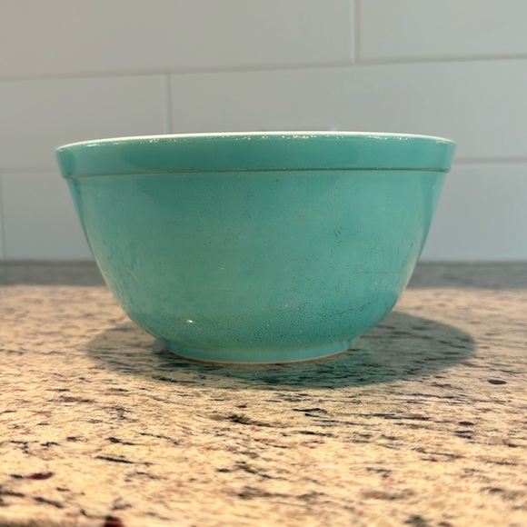 Pyrex | Kitchen | Vintage Pyrex Turquoise Nesting Bowl 42 12 Quart Good ...